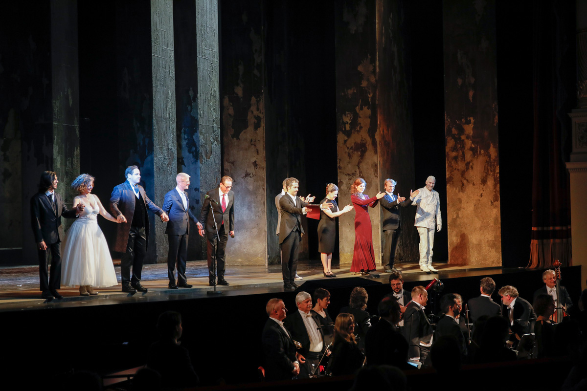 Alle Preisträger:innen und Auszeichnungen der Stiftung Semperoper ...